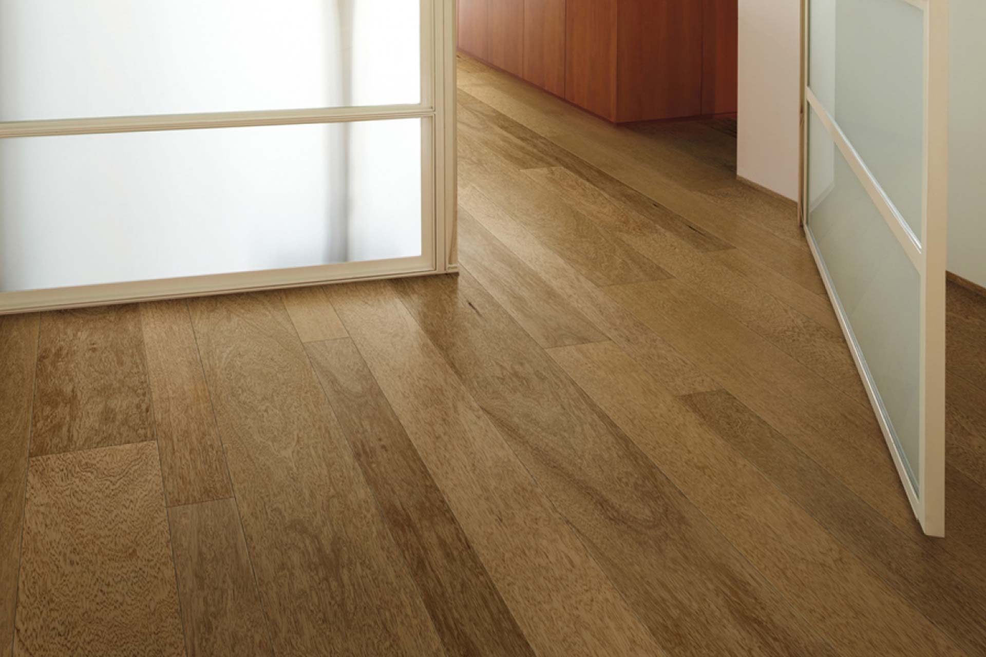 Legno Rovere - Agenzia Selmi: Legnami Vernici per edilizia